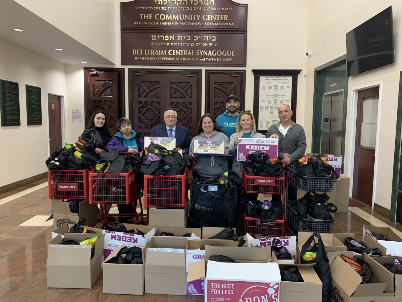 Commonpoint Provides 100 Bukharian Families with Food this Passover Season - Commonpoint